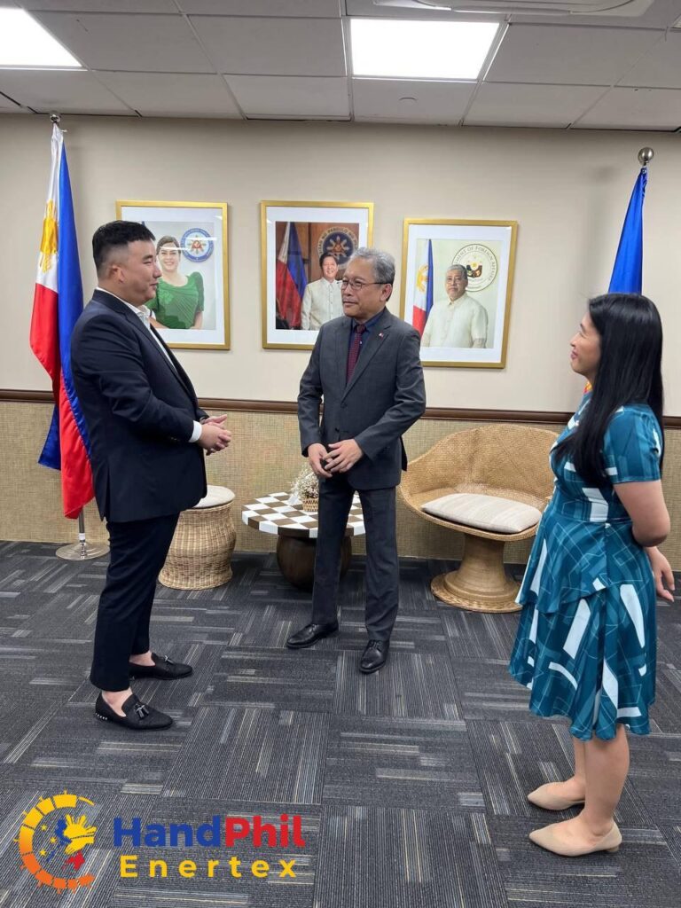 HandPhil Enertex CEO William Teoh Shares a Productive Dialogue with His ...